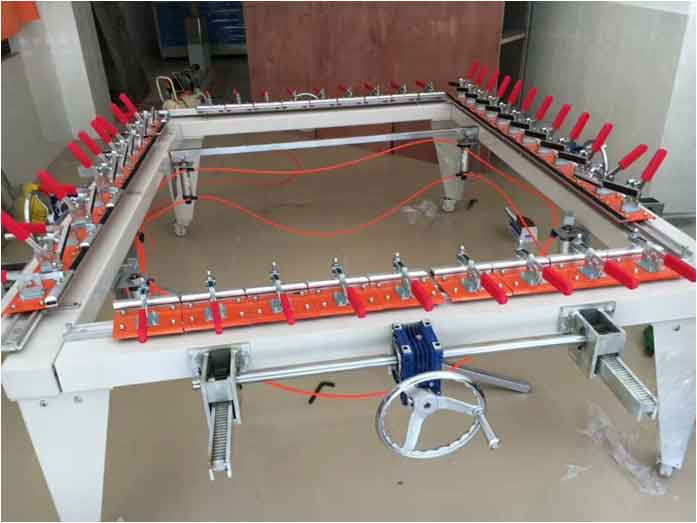 Single Clamp worm net machine